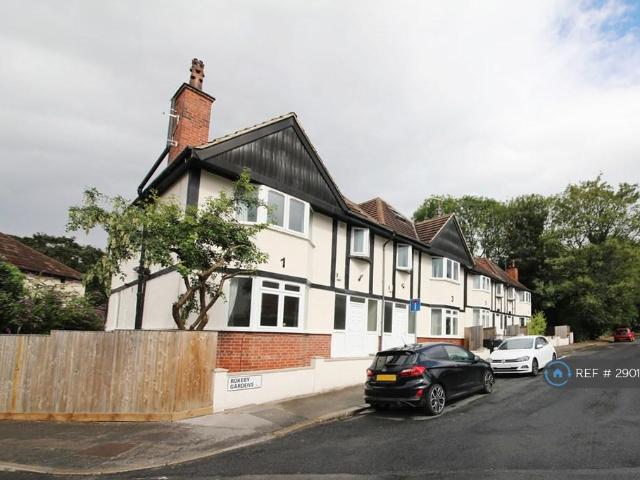 Rokeby Gardens, Leeds, LS6 6 bed semi detached house to rent £2,860 pcm £660 pw