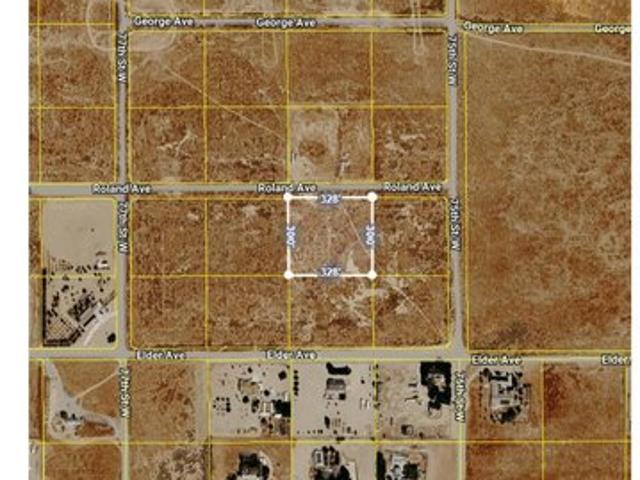 Roland Ave, Rosamond, CA 93560