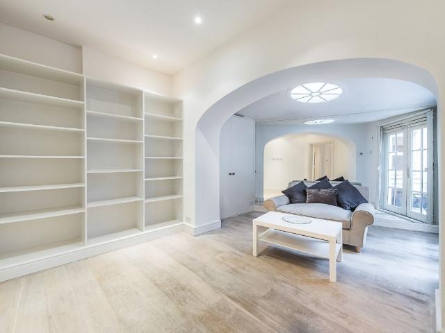 Roland Gardens, London SW7, 1 bed flat to rent, £3,683 pcm | PrimeLocation