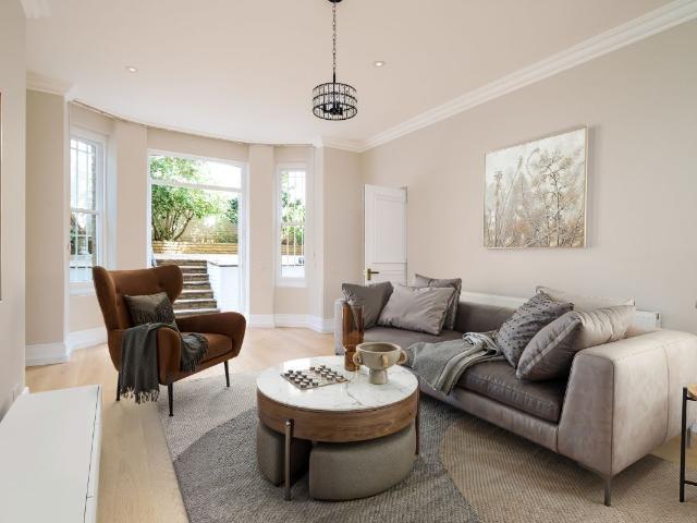 Roland Gardens, London SW7, 2 bed flat to rent, £4,117 pcm | PrimeLocation