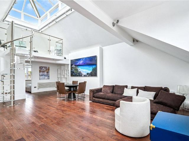 Roland Gardens, South Kensington, London SW7, 2 bed flat to rent, £4,750 pcm | PrimeLocation