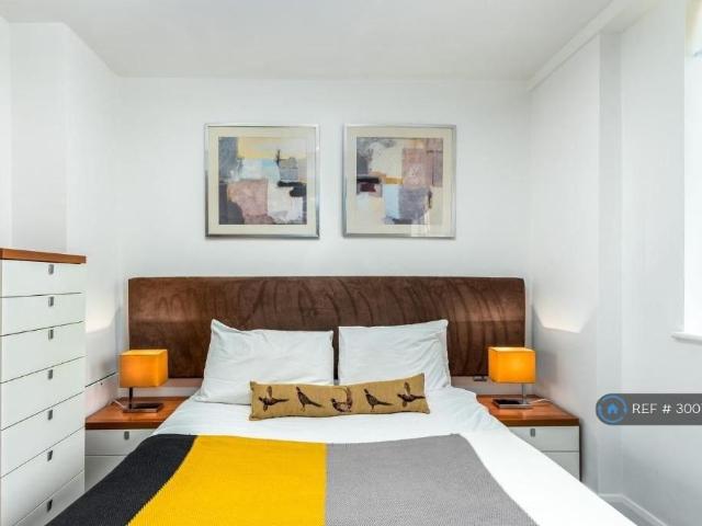 Roland House, London, SW7 1 bed flat to rent £2,102 pcm £485 pw