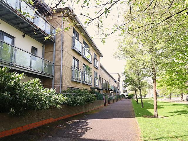 Rollason Way, Brentwood CM14, 1 bed flat to rent, £1,300 pcm | PrimeLocation