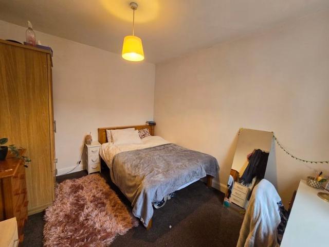 Rolleston Drive, Nottingham NG7, 5 bed shared accommodation to rent, £485 pcm | PrimeLocation