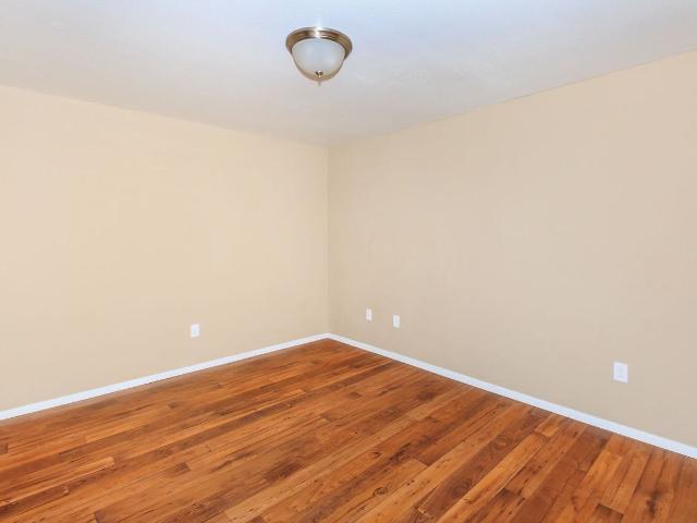 Rolling Meadows 3 Bedroom Apartment for Rent at 1236 Dickens Ct, Arlington, TX 76015