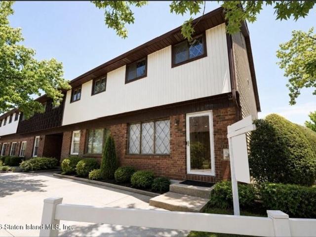 Rolling Hill Grn, Staten Island, Home For Sale