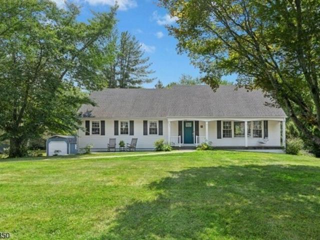 Rolling Hill Dr, Long Hill Township, Home For Sale