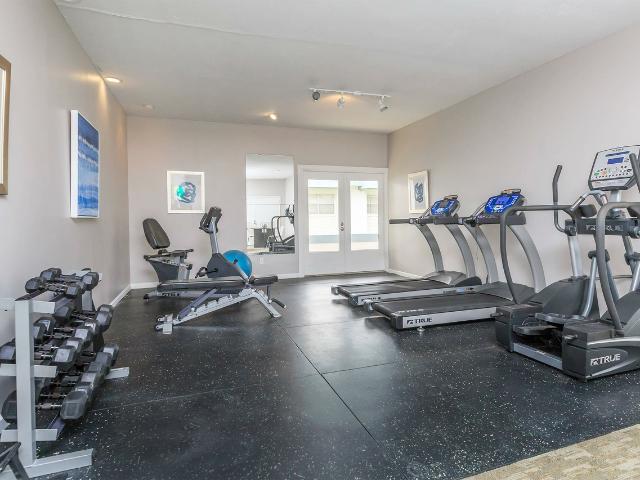 Rolling Hills Apartments 1 Bedroom Apartment for Rent at 280 John Knox Rd, Tallahassee, FL 32303