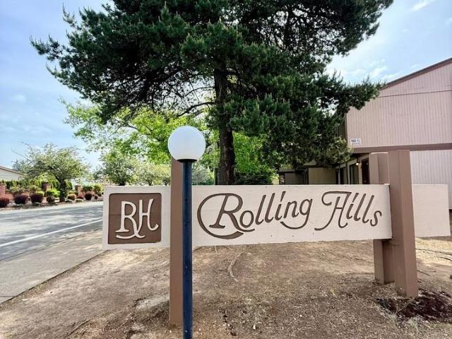 Rolling Hills Townhouses 3 Bedroom Home for Rent at 190 Boone Rd Se, Salem, OR 97306 Faye Wright