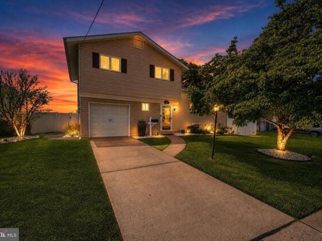 Rolling Ln, Hamilton, Home For Sale