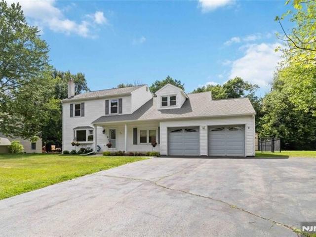 Rolling Ridge Rd, West Milford, Home For Sale