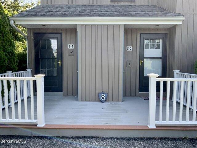 Rolling Unit,lenox, Condo For Sale