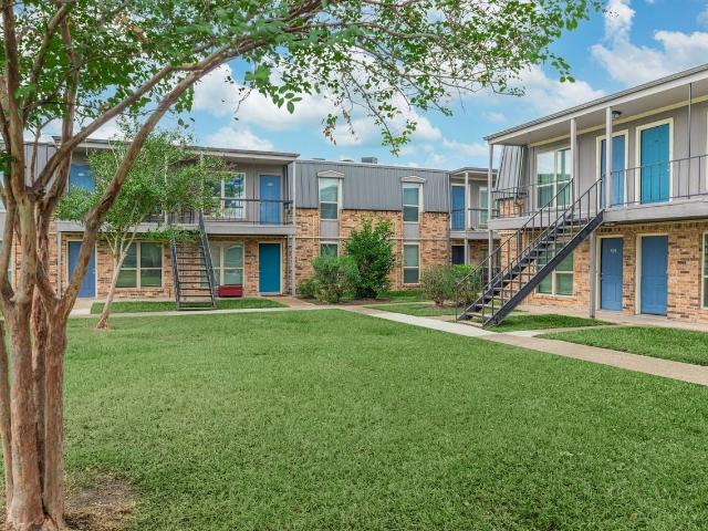Rollingwood Apartments 1 Bedroom Apartment for Rent at 670 Maxey Rd, Houston, TX 77013 Northshore
