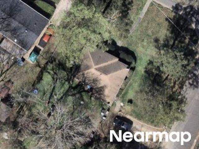 Rollingwood Dr
