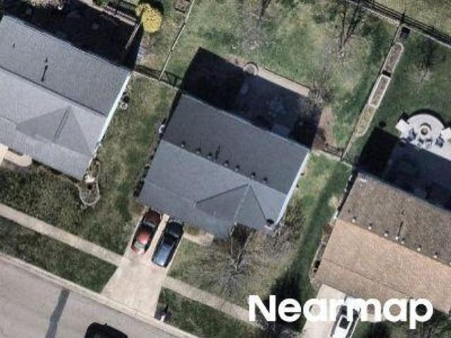Rollingwood Dr