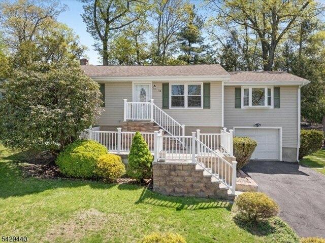 Rollins Trl, Hopatcong, Home For Sale