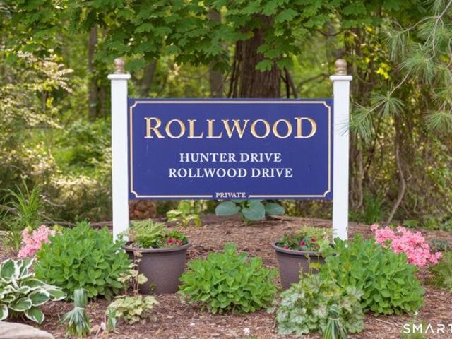 Rollwood Dr, Guilford, Home For Sale