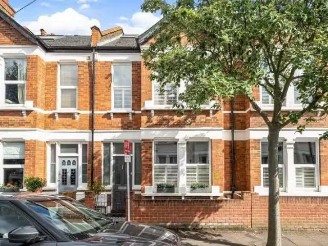 Rostella Road, Tooting 4 bed terraced house for sale £1,000.