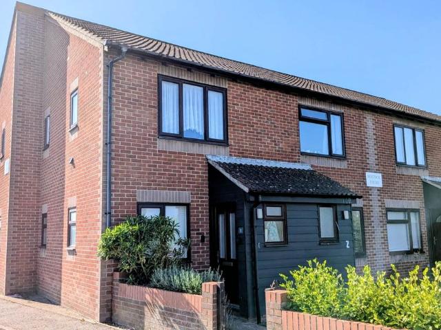 Rostock Court, Bracklesham Lane, Bracklesham PO20, 1 bed flat to rent, £1,000 pcm | PrimeLocation