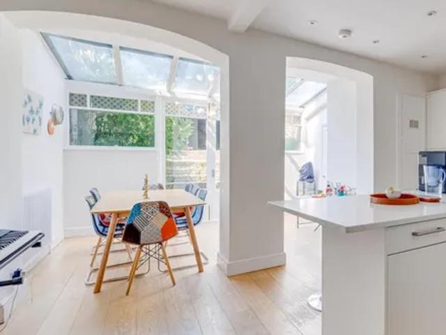 Rostrevor Road, London, SW6 5AU, United Kingdom | 5 bed townhouse for rent #135671479 | Rentberry