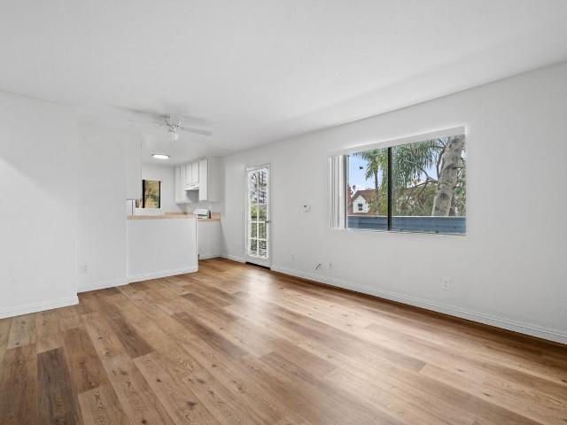 Roswell Avenue 905 2 Bedroom Apartment for Rent at 1026 Roswell Ave, Long Beach, CA 90804 Wilson High