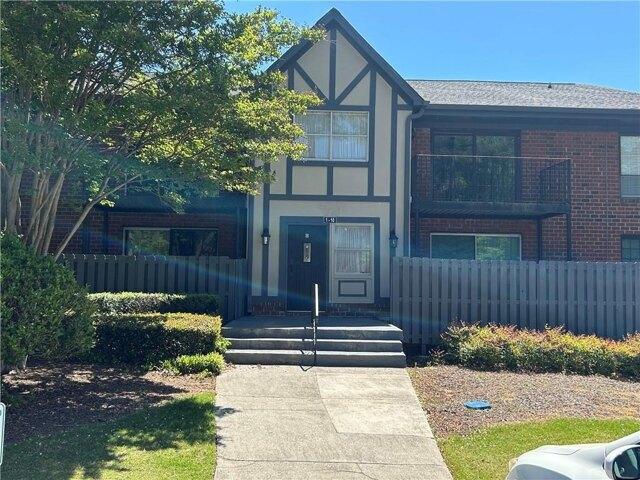 Roswell Rd Apt O, Atlanta, Condo For Sale