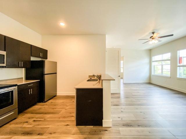 Rosa B 2 Bedroom Apartment for Rent at 1660 D St, Vancouver, WA 98663 Arnada