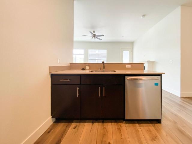 Rosa B 2 Bedroom Apartment for Rent at 1660 D St, Vancouver, WA 98663 Arnada