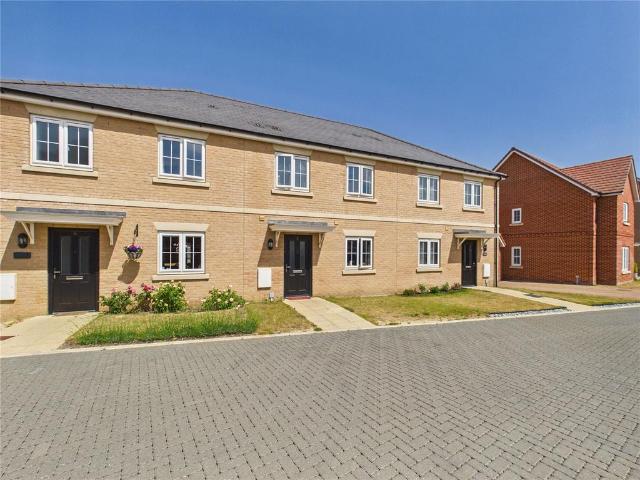 Rosa Road, Elmstead, Colchester. 3 bed terraced house to rent £1,625 pcm £375 pw