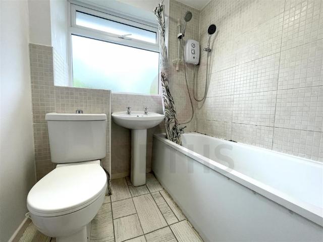 Rosamund Avenue, LE3, Leicester
