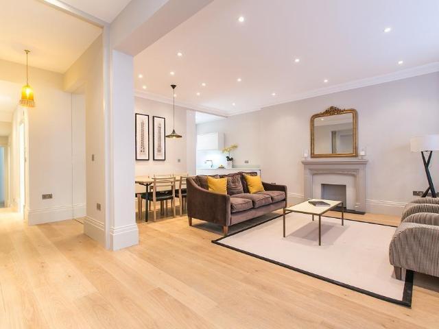 Rosary Gardens, South Kensington, London 2 bed flat to rent £3,750 pcm £865 pw
