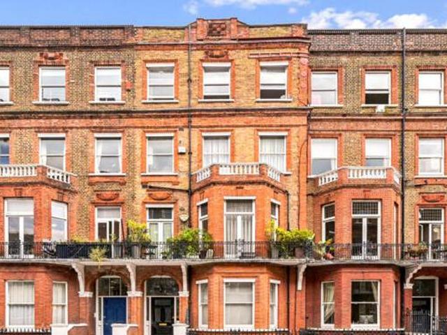Rosary Gardens, South Kensington, 2 Bedroom Flat