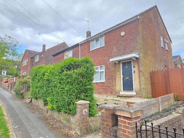 Rosary Road, Oldham 2 bed semi detached house to rent £1,095 pcm £253 pw