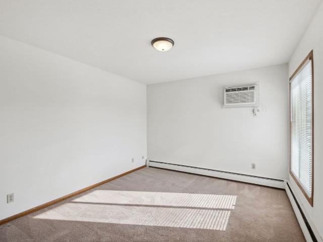 Rose Mall Apartments 2 Bedroom Apartment for Rent at 2200 Pascal St N, Roseville, MN 55113 Roseville