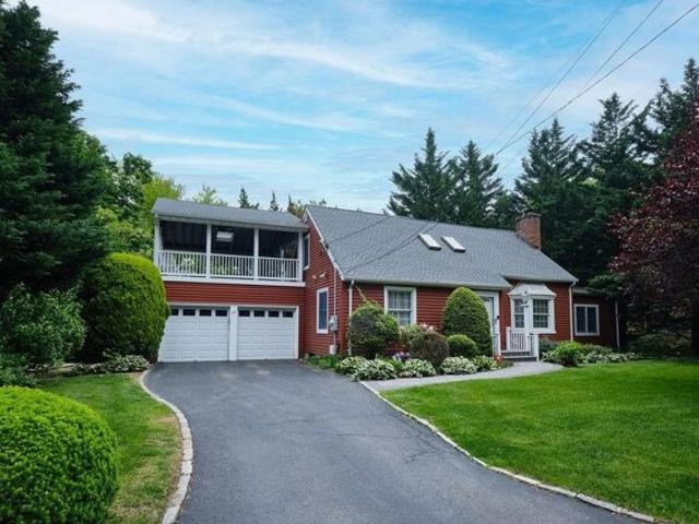Rose Ave, Great Neck, Home For Sale