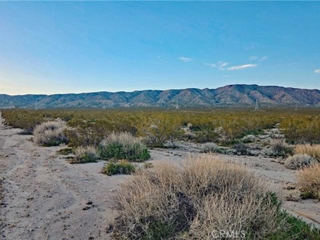 Rose Ave, Mojave, CA 93501