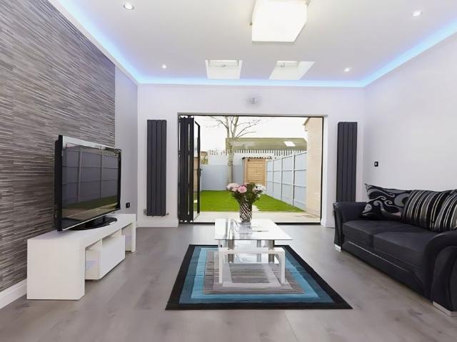 Rose Avenue CR4, Room to rent, £775 pcm | PrimeLocation