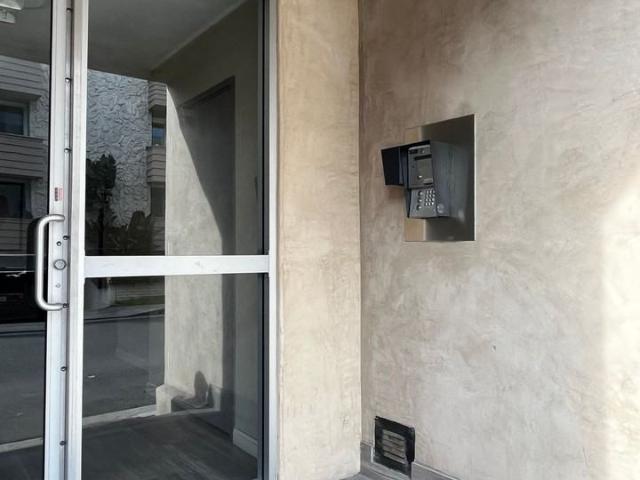 Rose Apartments, LLC 1 Bedroom Apartment for Rent at 33 Driftwood St, Los Angeles, CA 90292 Venice