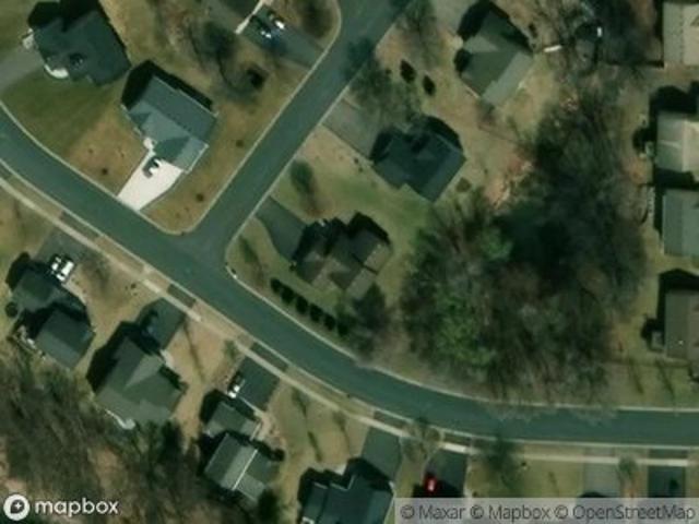 Rose Ct NW