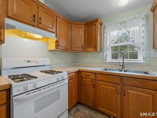 Rose Ct, East Windsor, Property For Sale