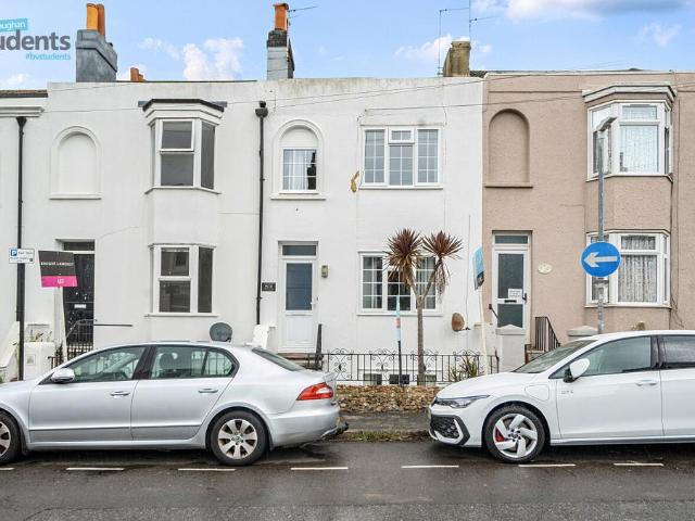 Rose Hill Terrace, East Sussex BN1 3 bed terraced house to rent £2,340 pcm £540 pw