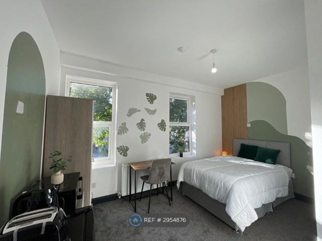 Rose Lane, Liverpool L18, Room to rent, £700 pcm | PrimeLocation