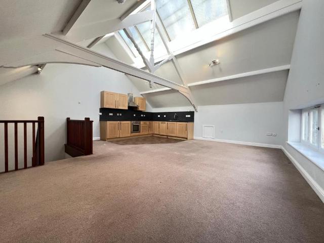 Rose Lane, NORWICH 2 bed apartment to rent £1,000 pcm £231 pw