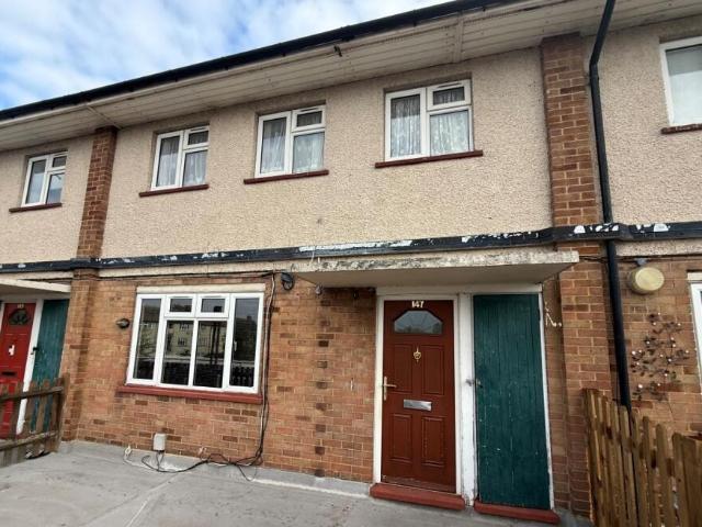 Rose Lane, Romford, RM6 5NR