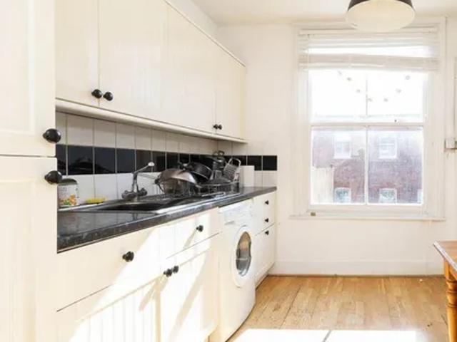 Rose Place, London, N8 9FJ, United Kingdom | 2 bed house for rent #167884898 | Rentberry