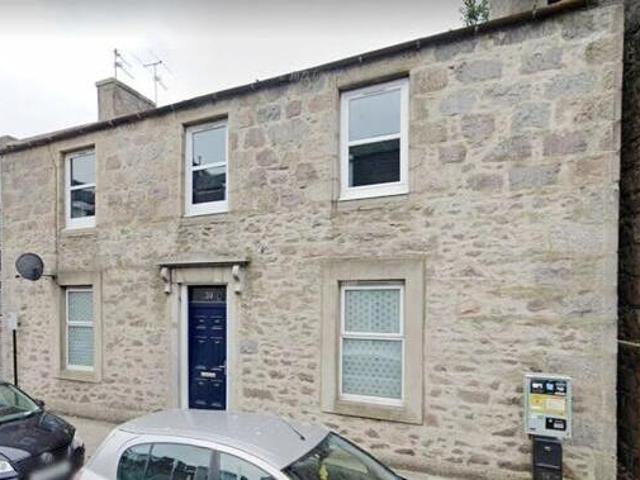 Rose Street, 2 Bedroom Flat