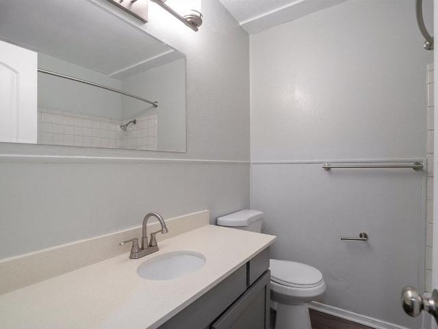 Rose Street Too 2 Bedroom Apartment for Rent at 307 Rose St, Arlington, TX 76010