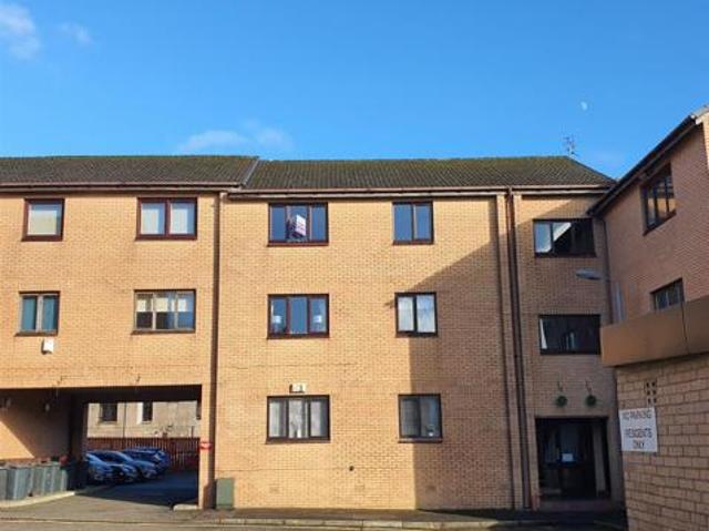 Rose Street, Kirkintilloch, 3 Bedroom Flat
