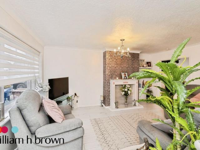 Rose Valley Crescent, Stanford Le Hope
