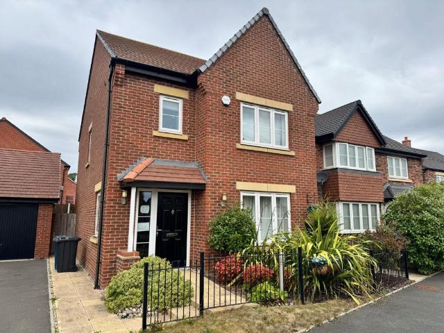 Rose Way, Edwalton, Nottingham. 3 bed semi detached house to rent £1,900 pcm £438 pw